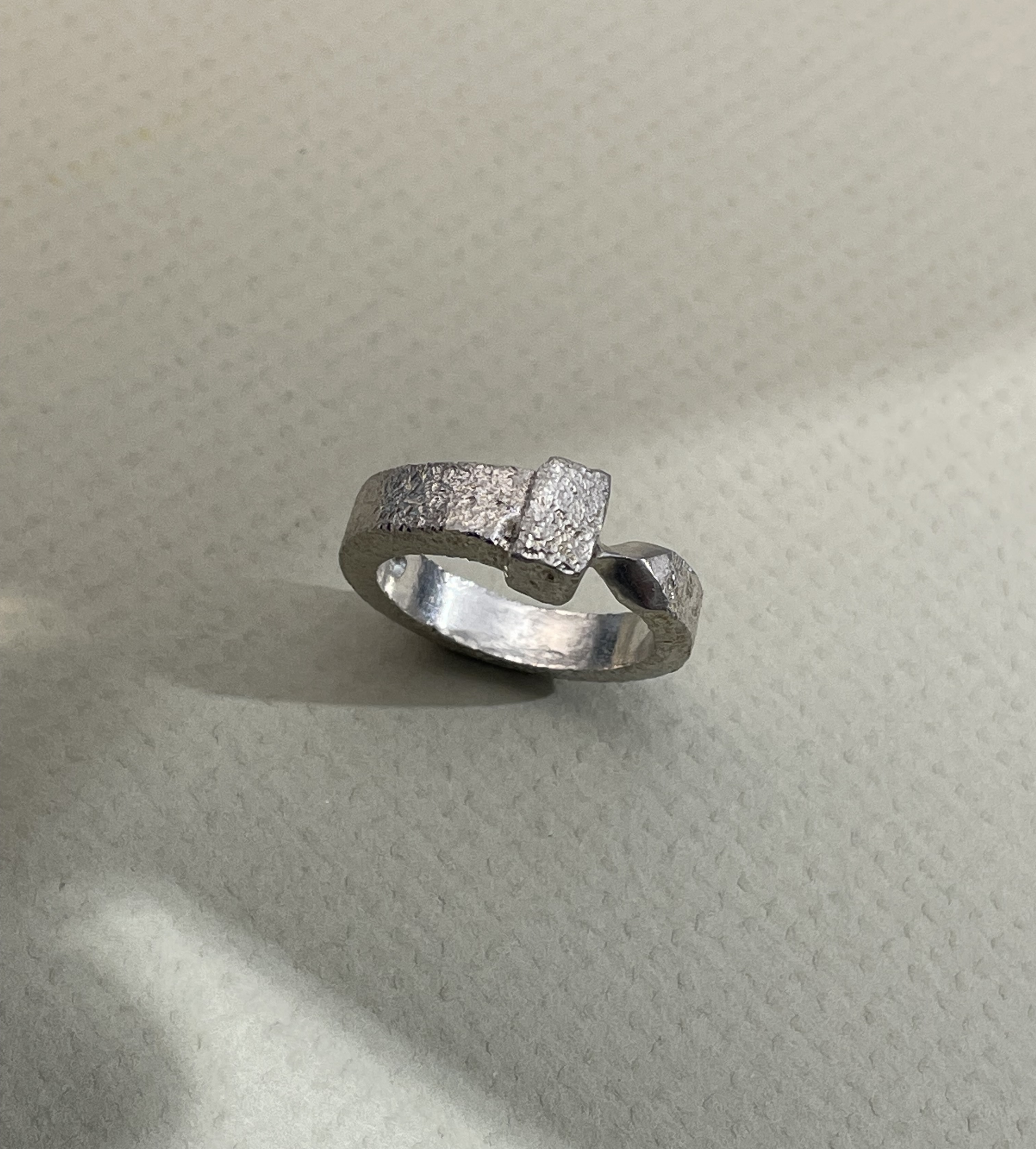 Men's Boat Nail Ring - Jewelers Guild
